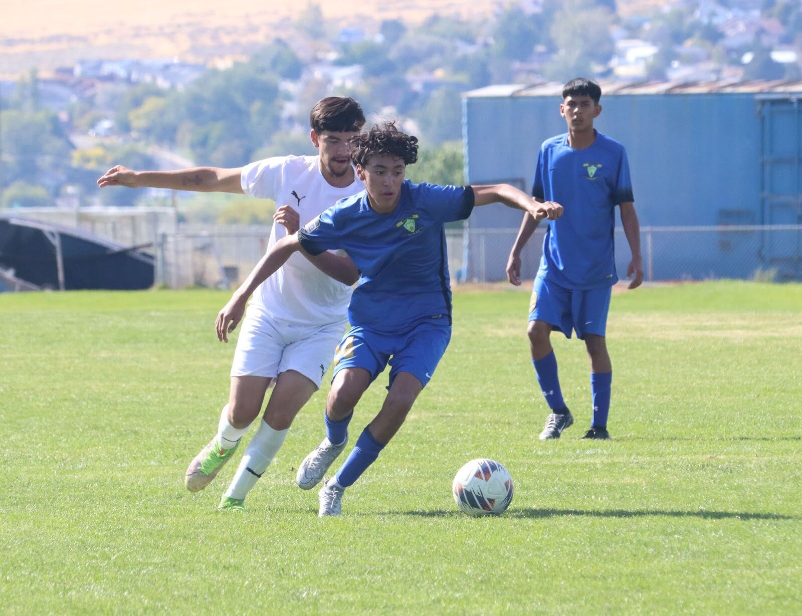 David Becerra dominates the soccer field – Lowry High