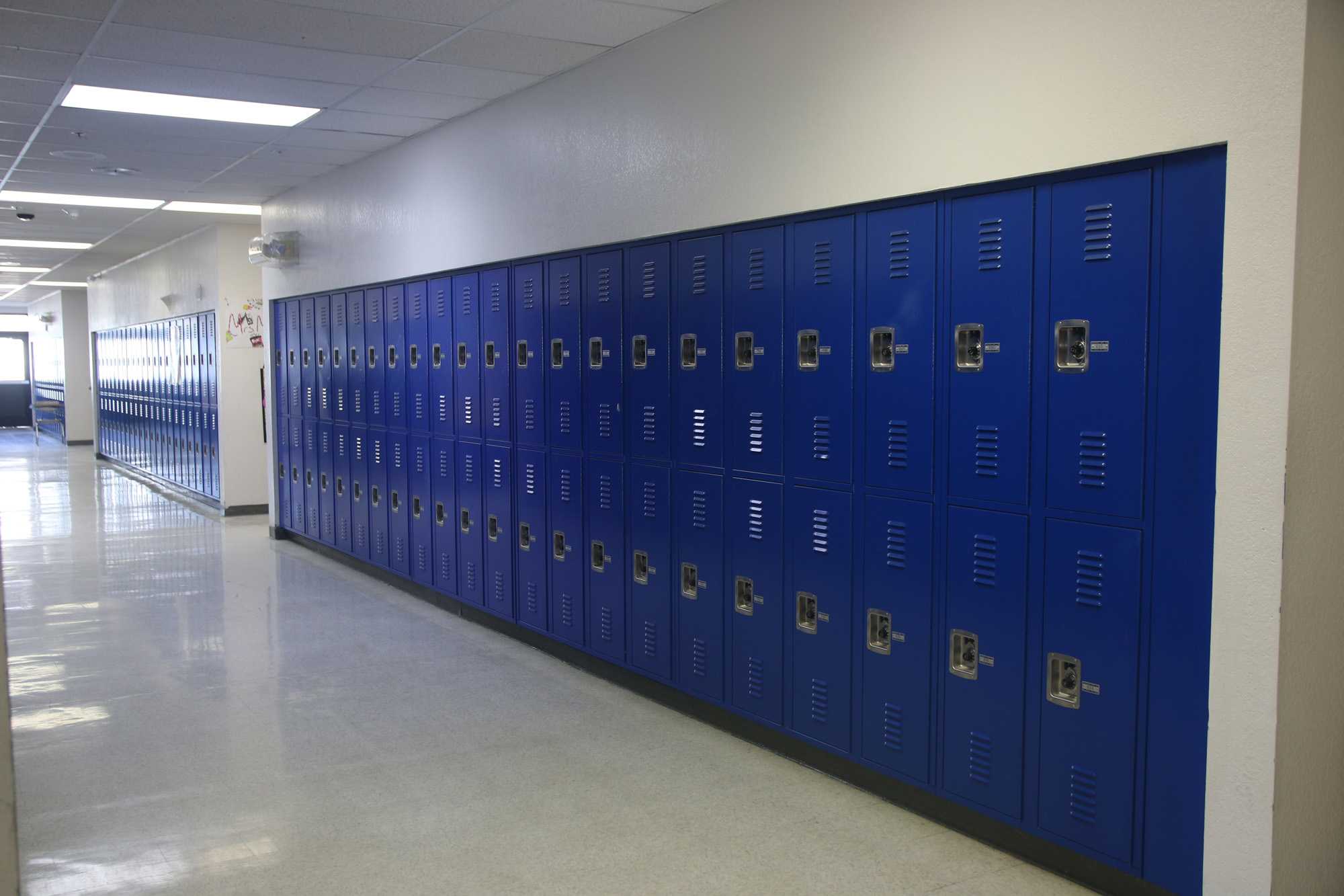 Whatever happened to lockers? - Lowry High