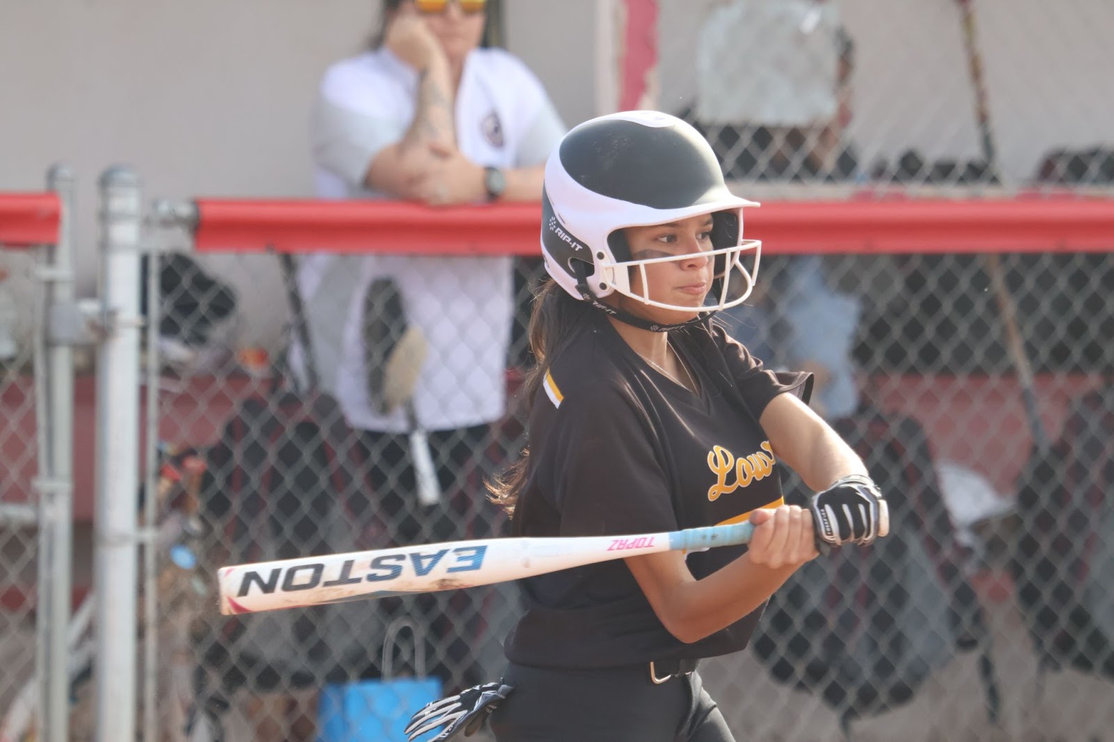 Luna Alvarez shows adaptability and perseverance on the field - Lowry High