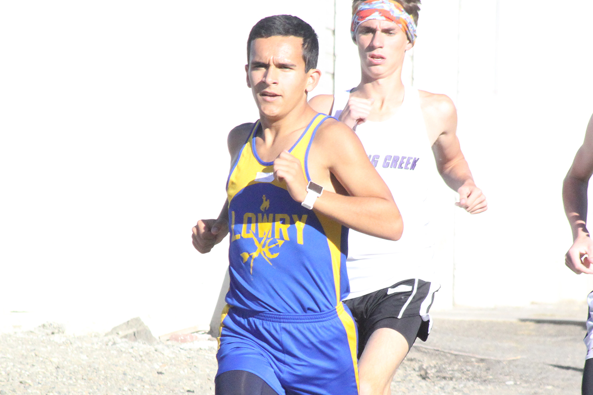 Lowry Cross Country runs in Idaho – Lowry High